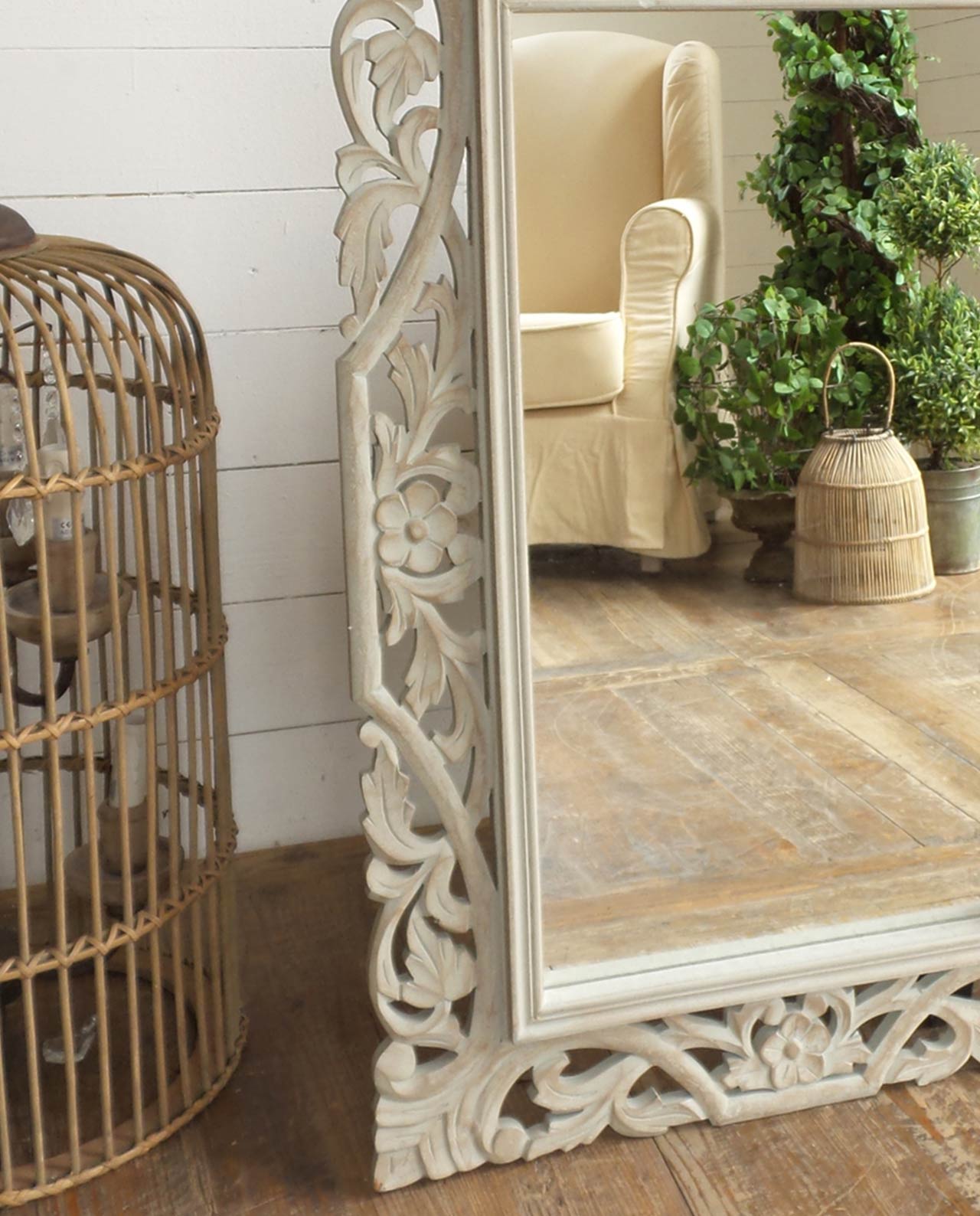 Come decorare casa con gli specchi